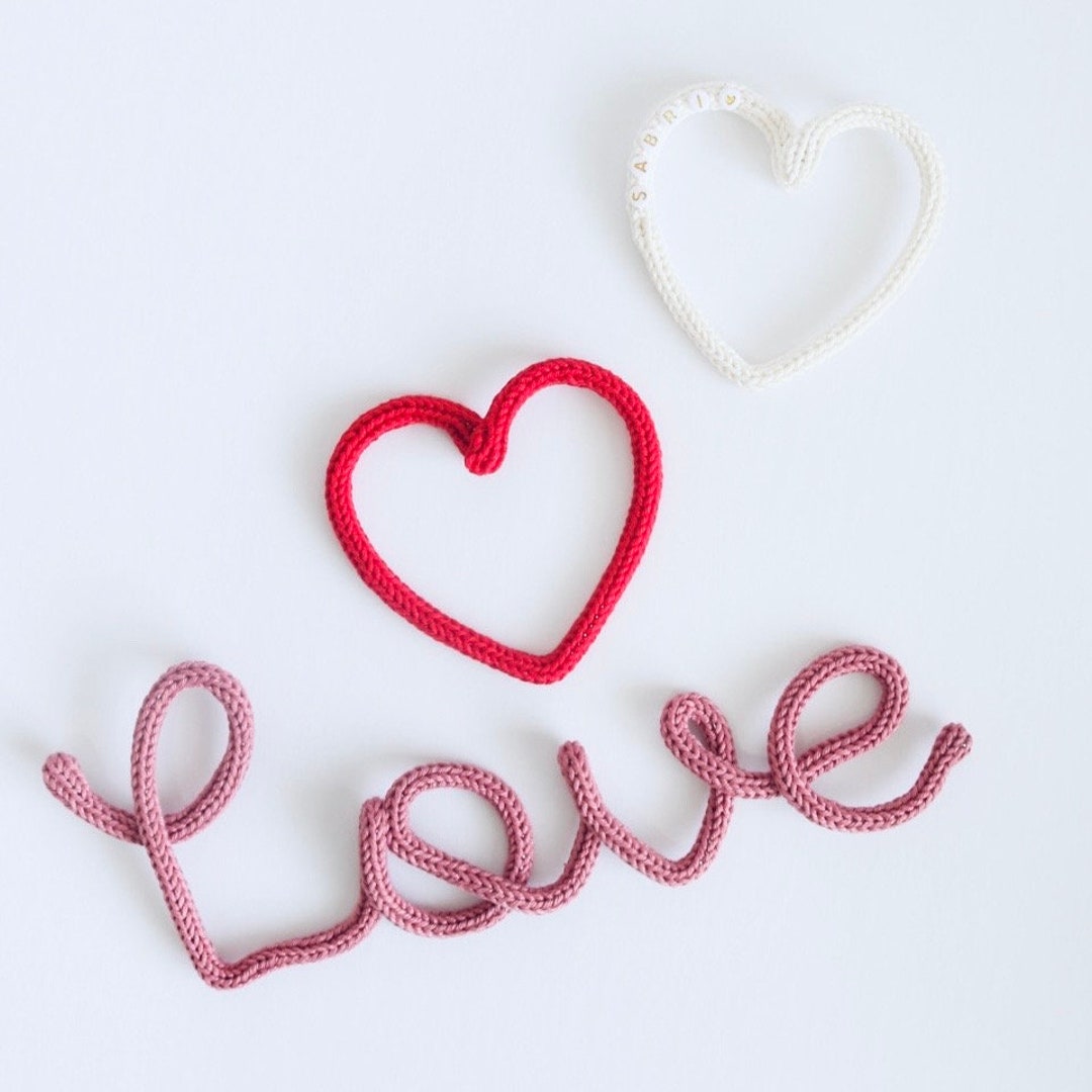 Personalized Baby Name Heart Shape Sign for Nursery Decor, Photo Shoot ...