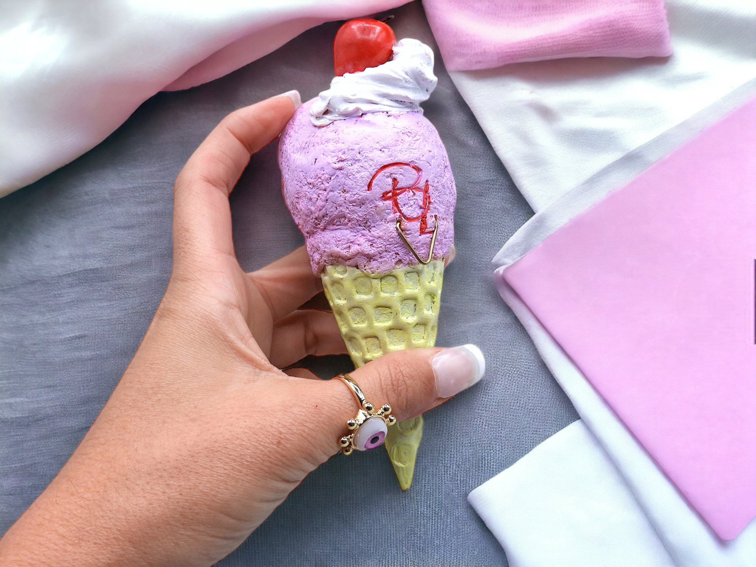 Mini Icy Cone Realistic Sculpture Strange Scary Cute OOAK Weird Art pop ...