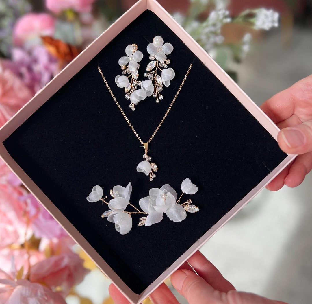 Bridal Jewelry Set for Bride, Romantic Jewellery for Woman, Silk ...