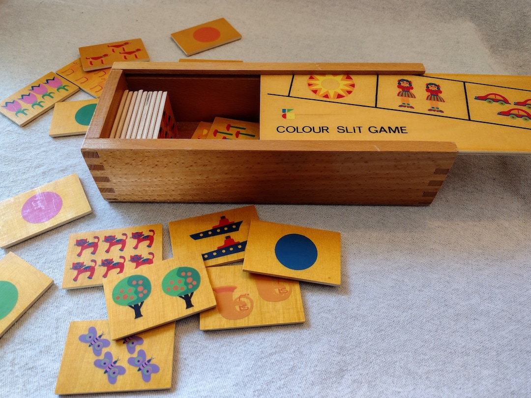 Vintage Colour Slit Game- Doron Layeled- Preschool Educational Game ...