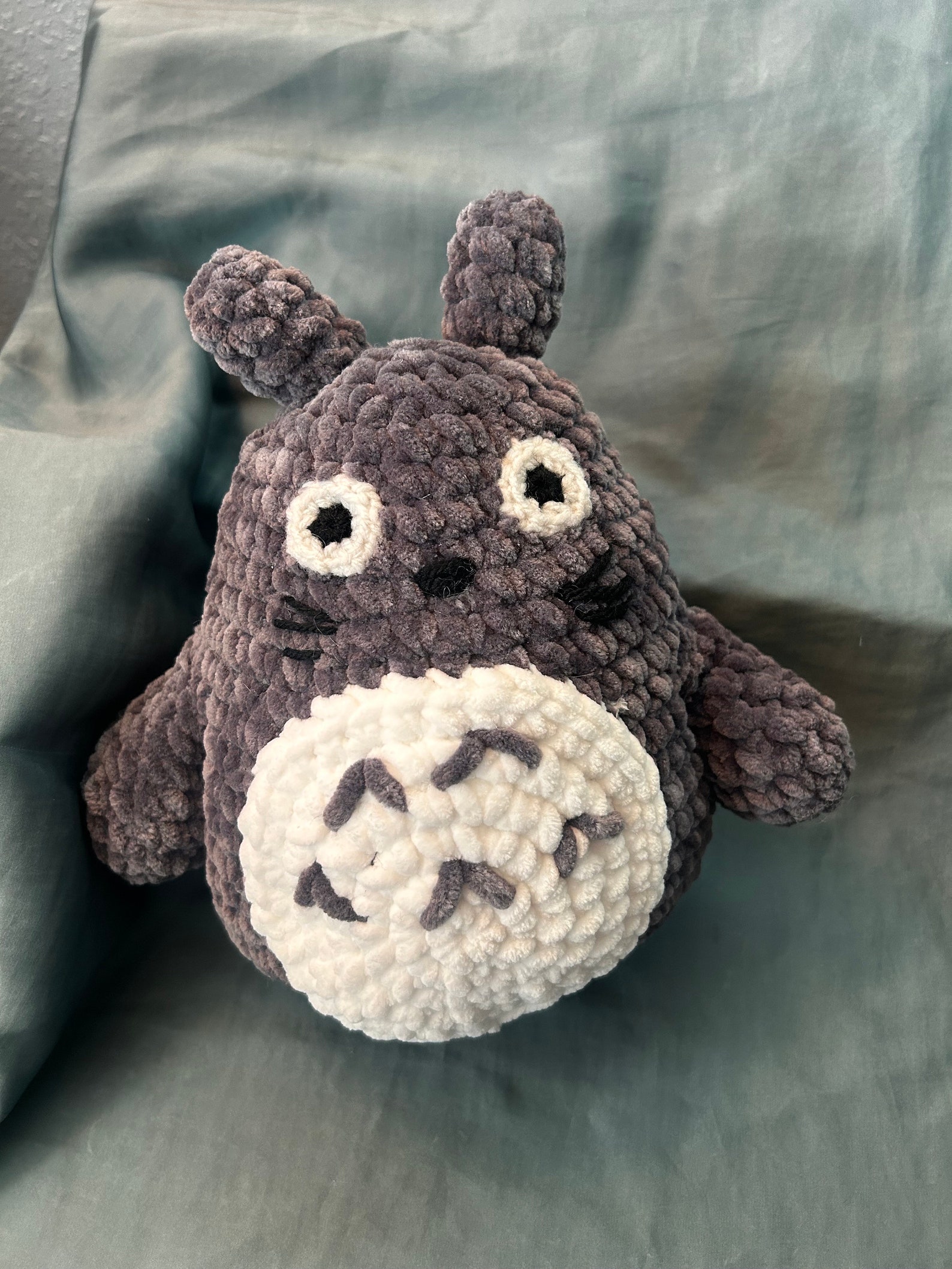 Crochet Amigurumi Totoro Plush, Studio Ghibli Totoro Plush, 9” Totoro ...