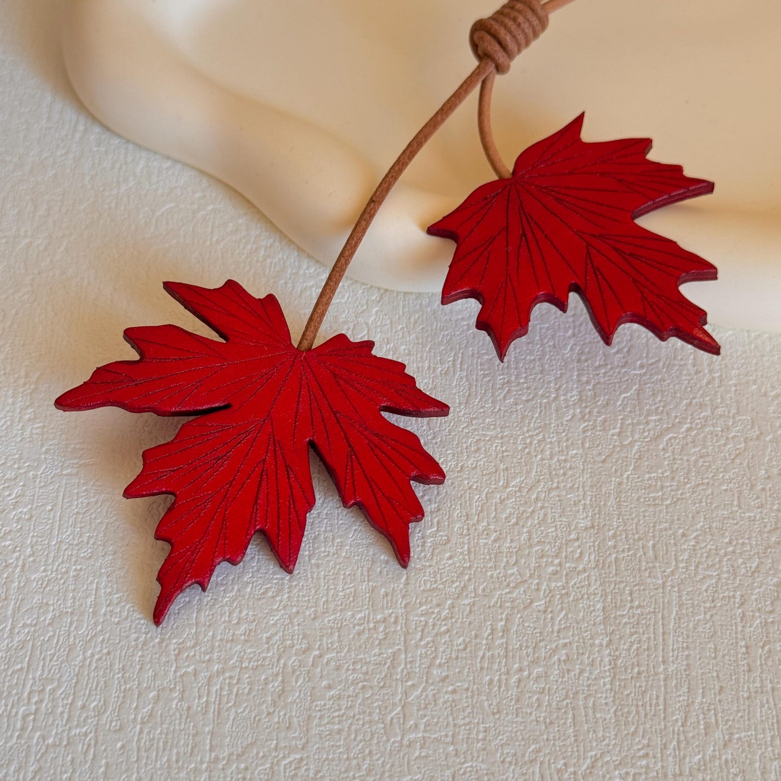 Handcrafted Maple Leaf Leather Bag Charm, Fall Leaf Keychain - Etsy