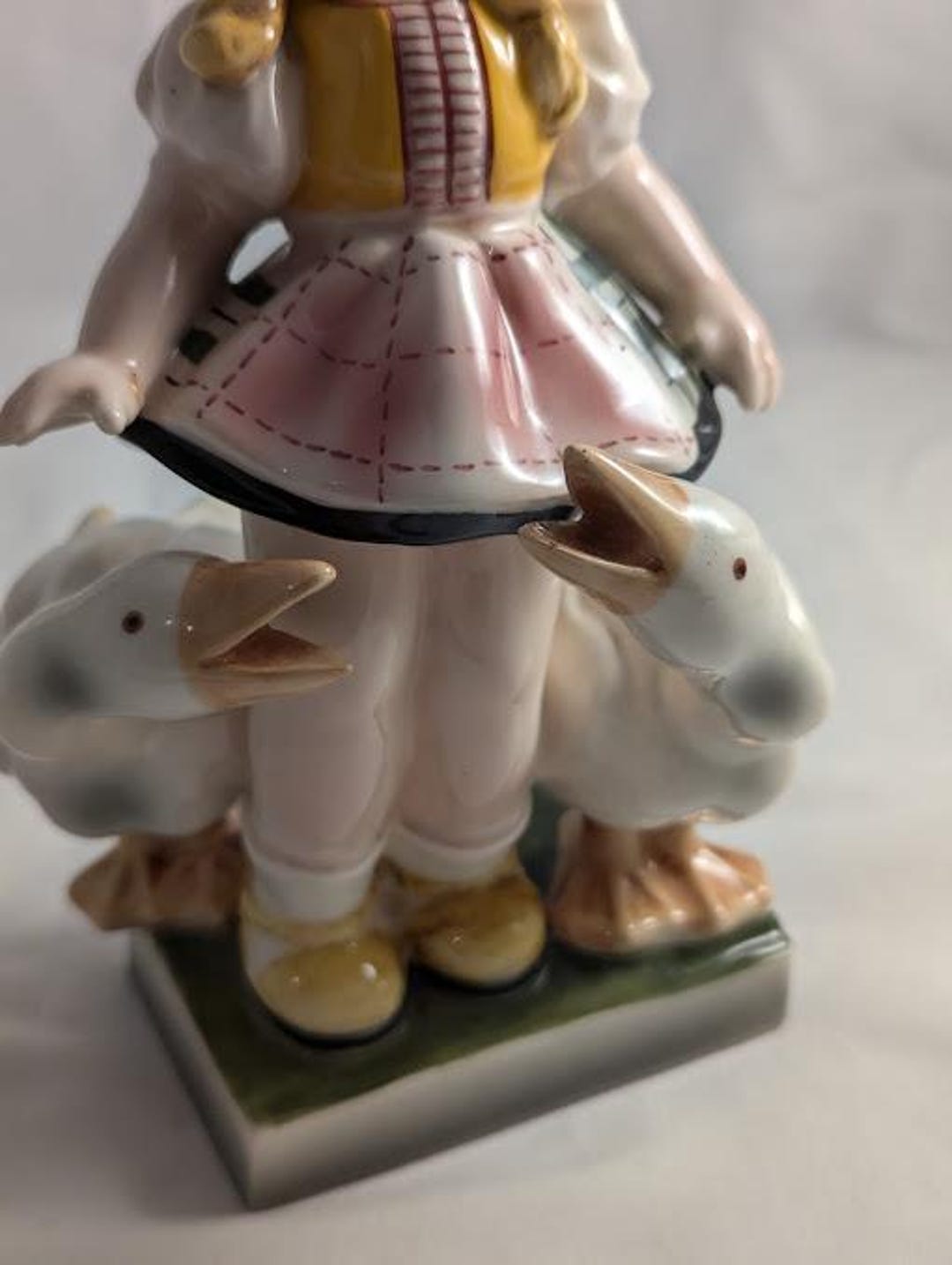 Pankera Wein China Figurine Goose Girl - Etsy