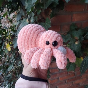 Jules the Jumping Spider Crochet Pattern - Etsy