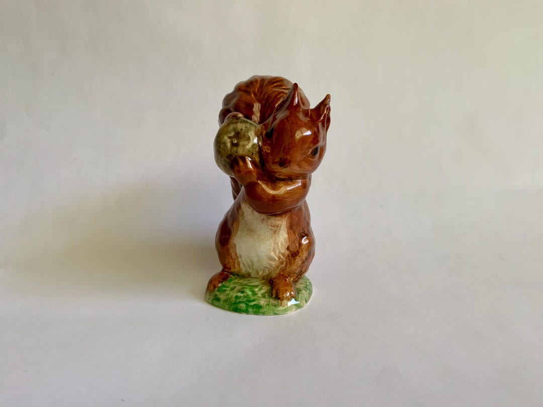 Antique 1940s Beswick Gold Circle Beatrix Potter Figurine - Squirrel ...