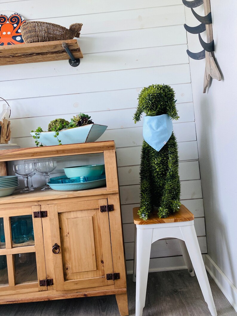 Meet Sir Lincoln Fun, Faux Plant, Topiary Dogs Give the Pet Lover You ...