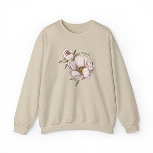 Magnolia Flower Sweatshirt, Unisex Heavy Blend™ Crewneck Sweatshirt ...