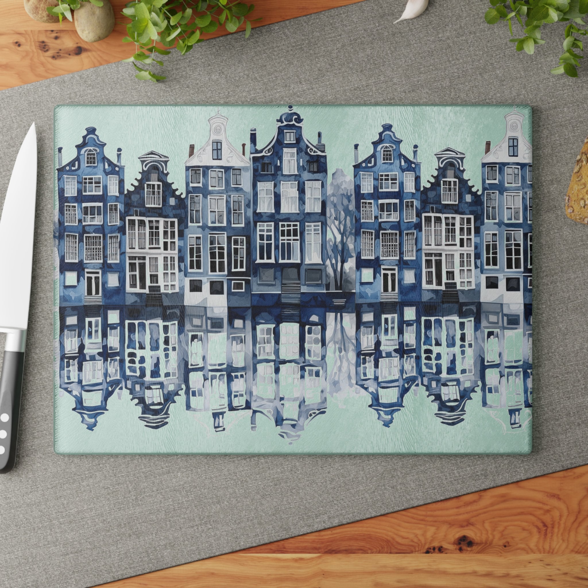 Dutch Delft Blue Canal House Art Glass Cutting Board, Amsterdam Dutch ...