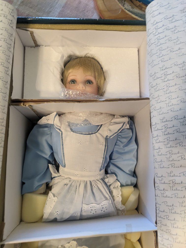 Masterpiece Gallery Alice in Wonderland Doll by Thelma Resch - Etsy
