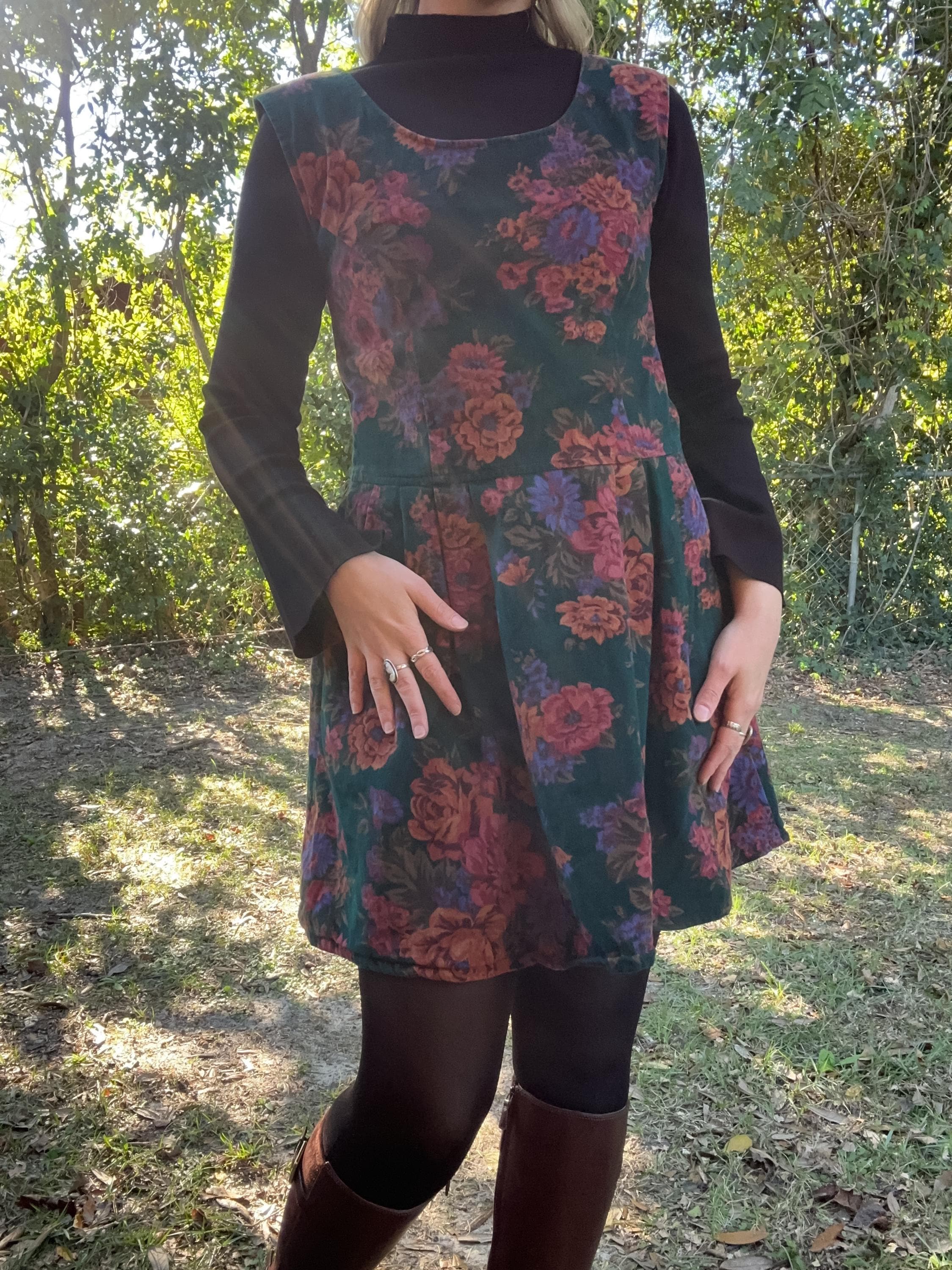 Vintage 1980’s Dark Floral Pinafore by Lanz Originals - Etsy