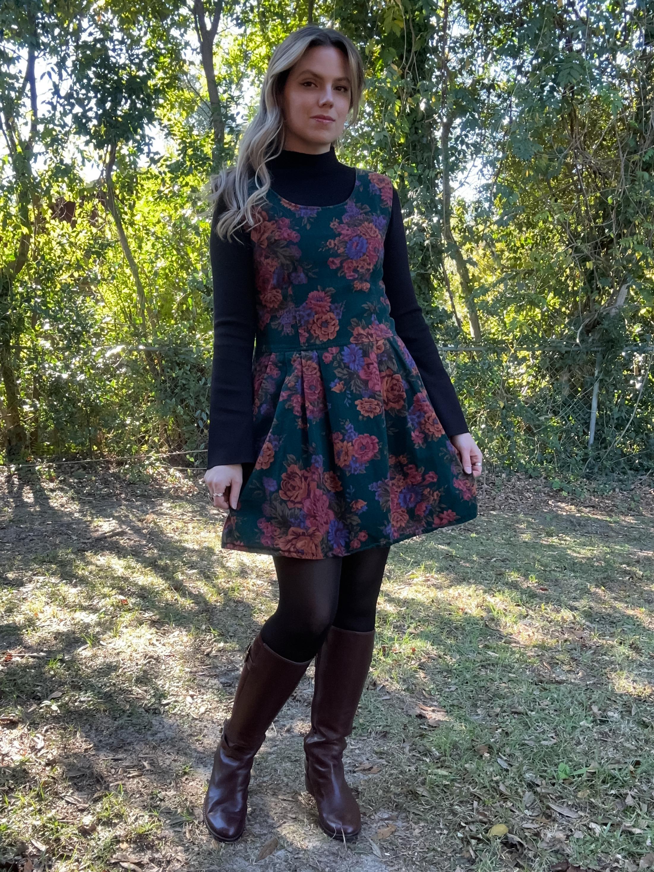 Vintage 1980’s Dark Floral Pinafore by Lanz Originals - Etsy