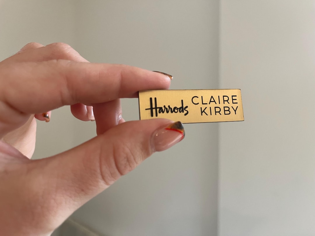 Custom Engraved Magnetic Name Tags - Personalized Gold & Silver ...