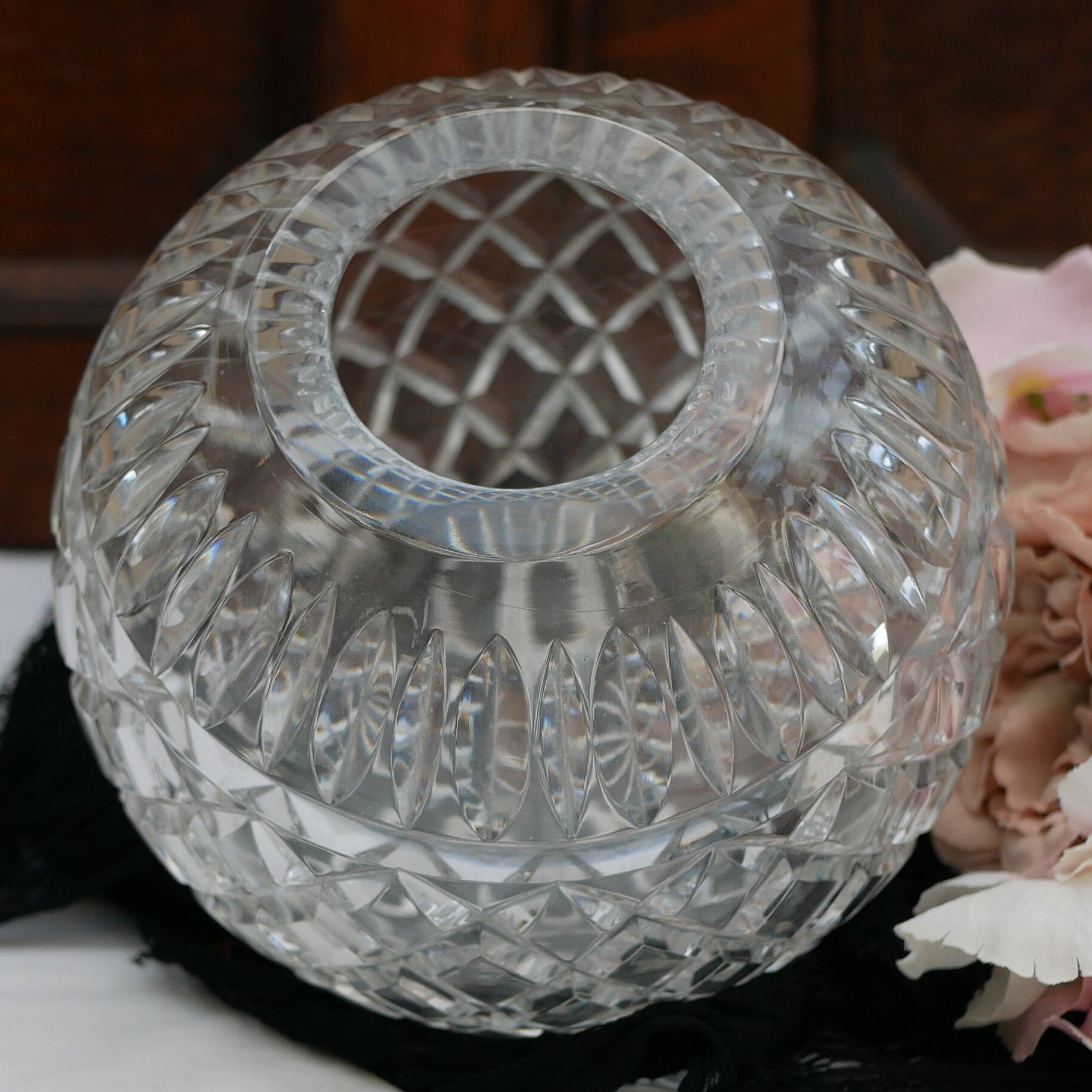 Round Vintage Crystal Cut Glass Vase Flower Vase Decorative Glass ...