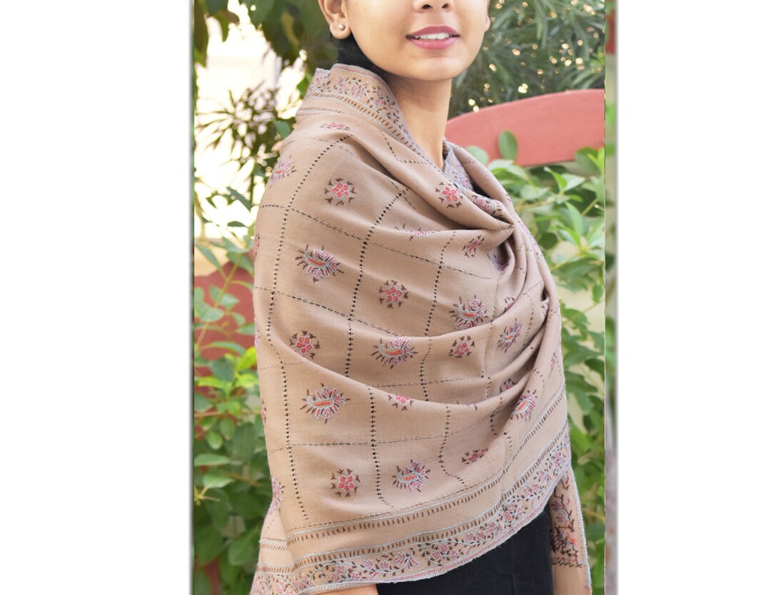 Hand Embroidered Kashmiri Pashmina Wool Stole, Cutwork Work Woolen ...