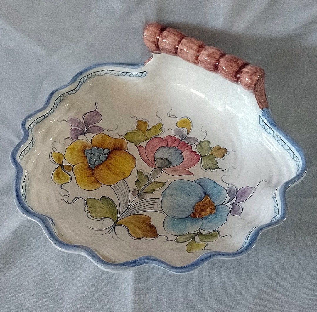 Coimbra Large Shell Ceramic Bowl Handmade Hand Painted Portugal Vintage ...