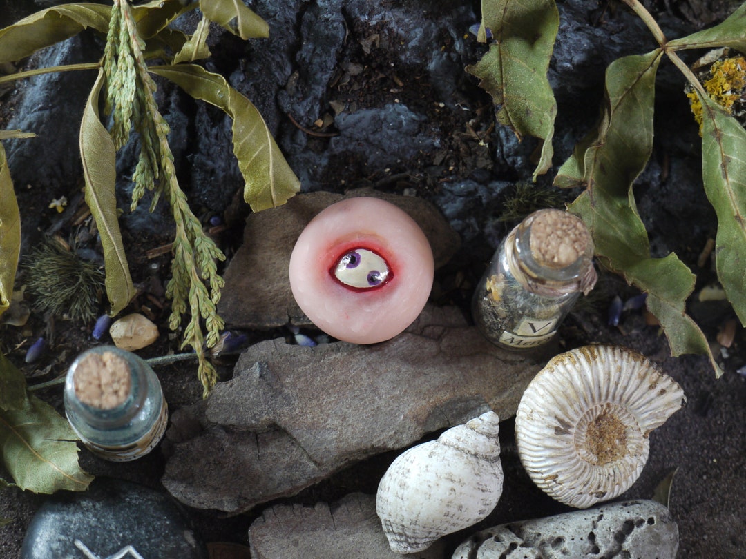 Handmade Cursed Eye Token Fresh Meat Variant - Etsy