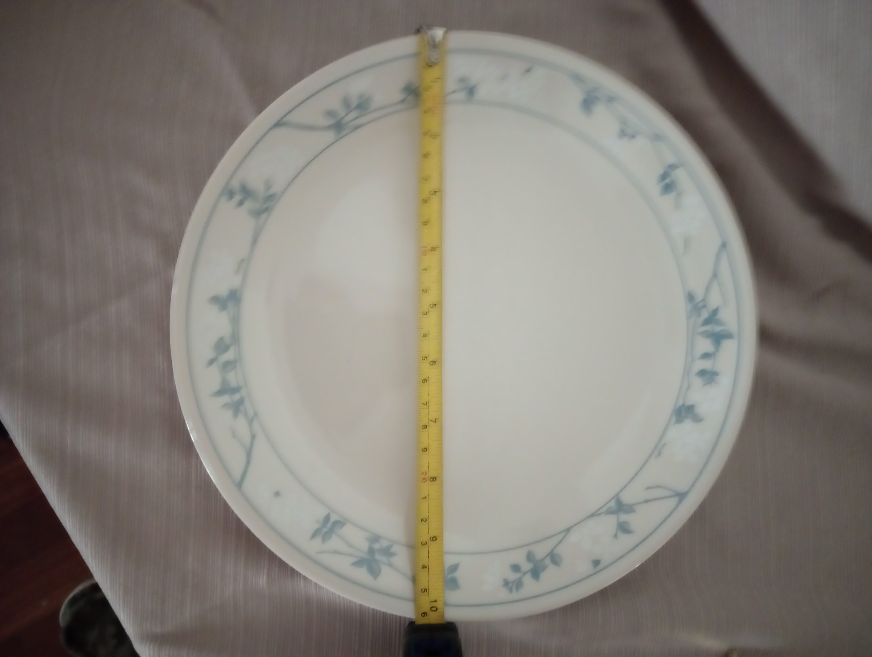 Set of 3 Corelle "first of Spring" Dinner Plates With White Flowers ...