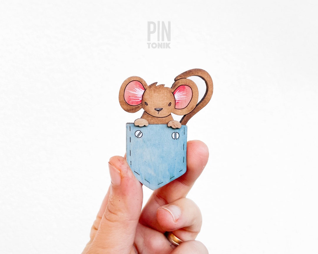 Wooden Mouse Pin - Funny Mouse in Pocket Hug Lapel Pin for Backpacks ...