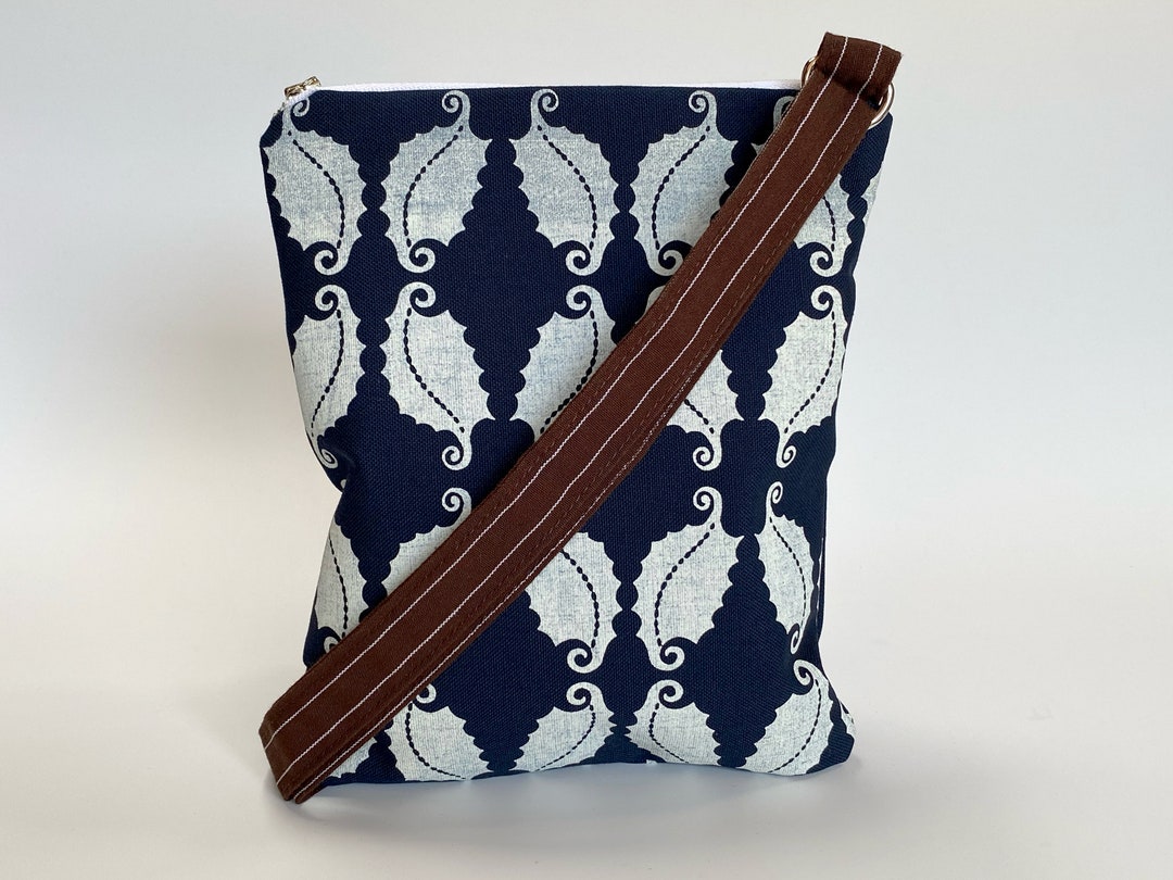 The "less is More" Bag With White Leaf Pattern in White on Dark Blue ...