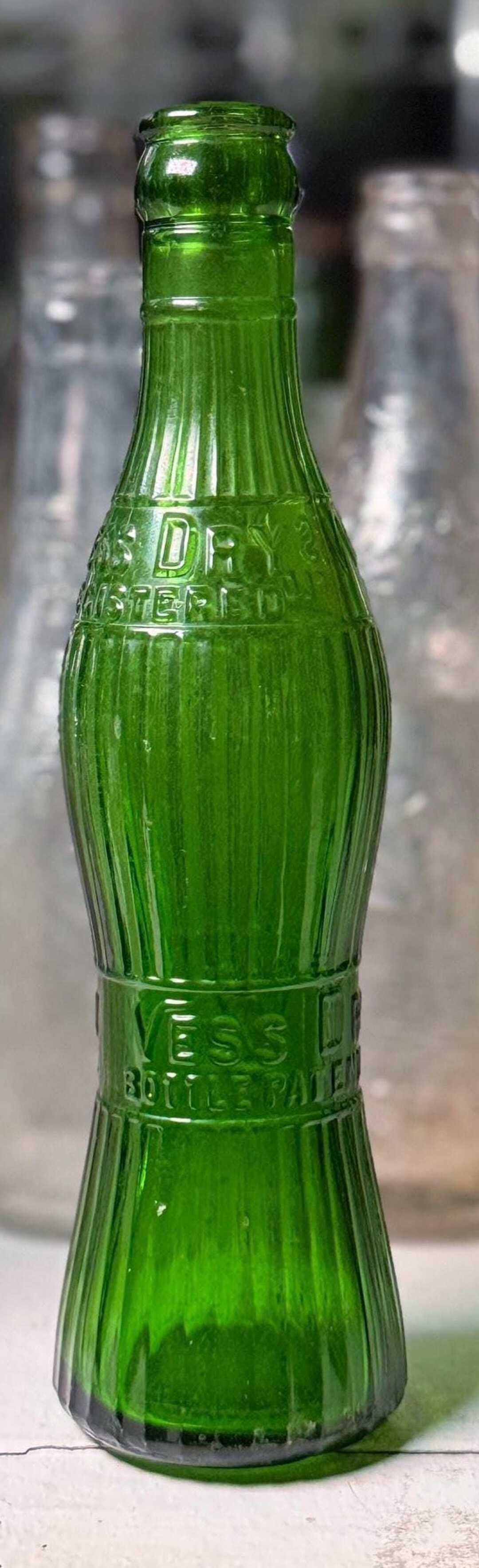 Vintage 1927 “VESS DRY” Green Embossed “waist” Soda Bottle (rare) - Etsy