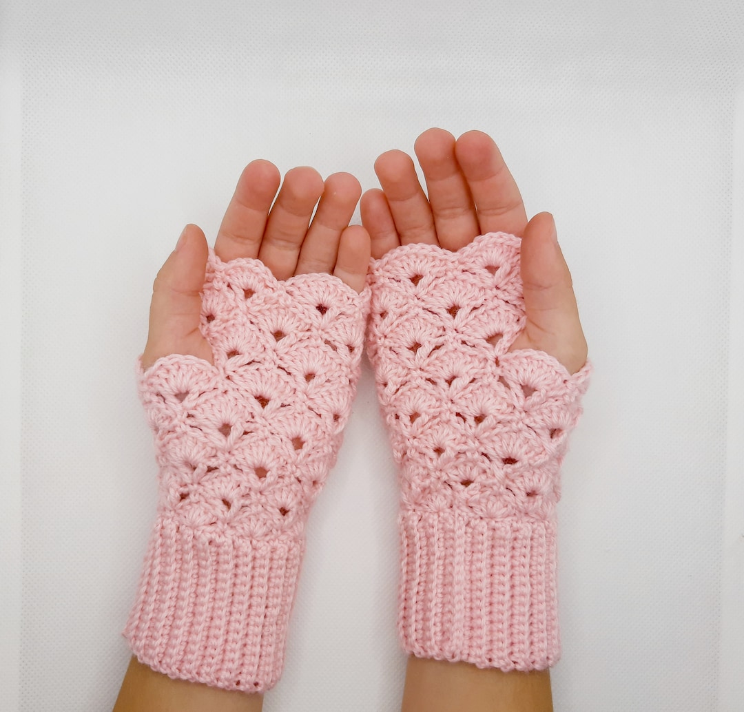 Mittens for Children Crochet Pattern. Pink Fingerless Gloves Small Size ...