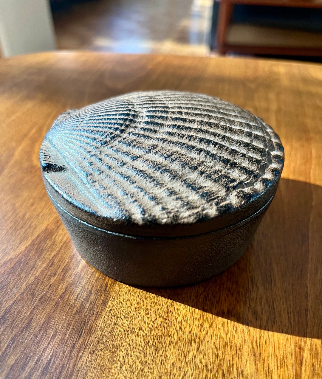 Japanese Vintage Cast Iron Jewelry Box With Scallop Shaped Lid Japan ...