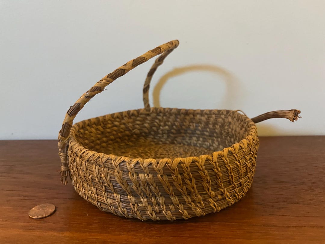 Appalachian Traditional Coiled Pine Needle Basket / Bowl (6.5” W) With ...