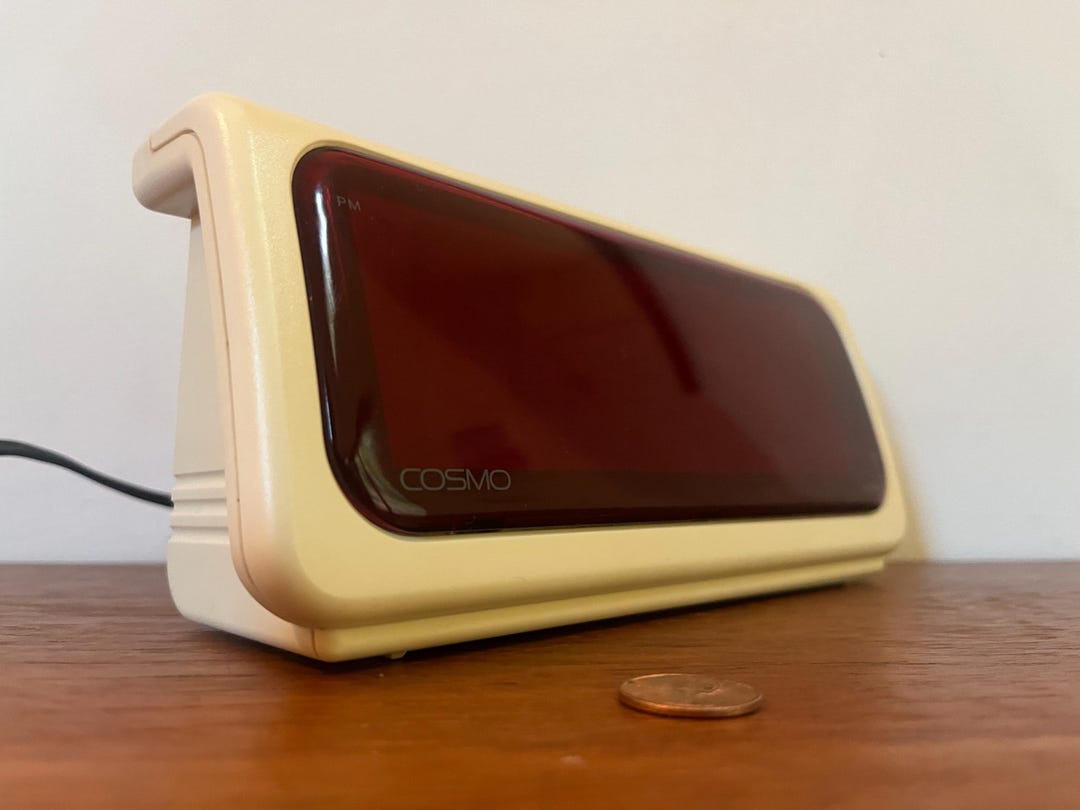 Cosmo Model E555-05 Vintage Cream, Black and Red-black Screen Desk or ...