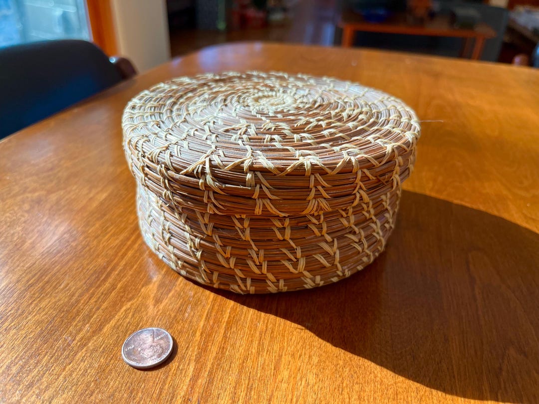 Appalachian Traditional Coiled Pine Needle Lidded Basket (5.5” W ...