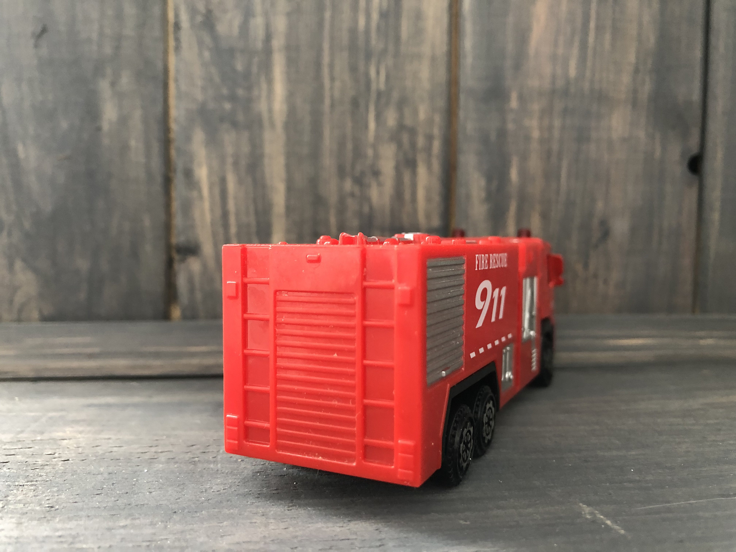 Volvo Firetruck Rescue Red MSZ City Die Cast 1:72 Car Scale - Etsy