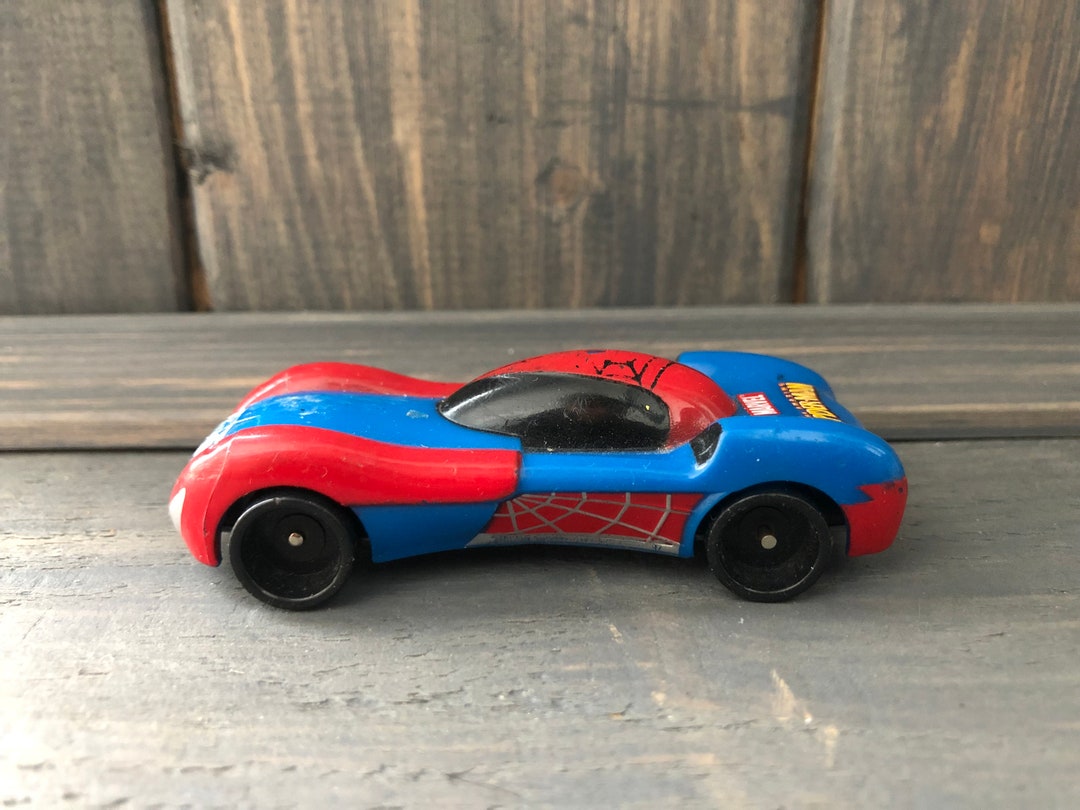 The Ultimate Spiderman Car MONDO MOTORS 1:64 Miniature Car Scale Model ...