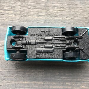 Ford Thunderbird 1956 Blue Maisto Fresh Metal 100 Collection Die Cast 1 ...