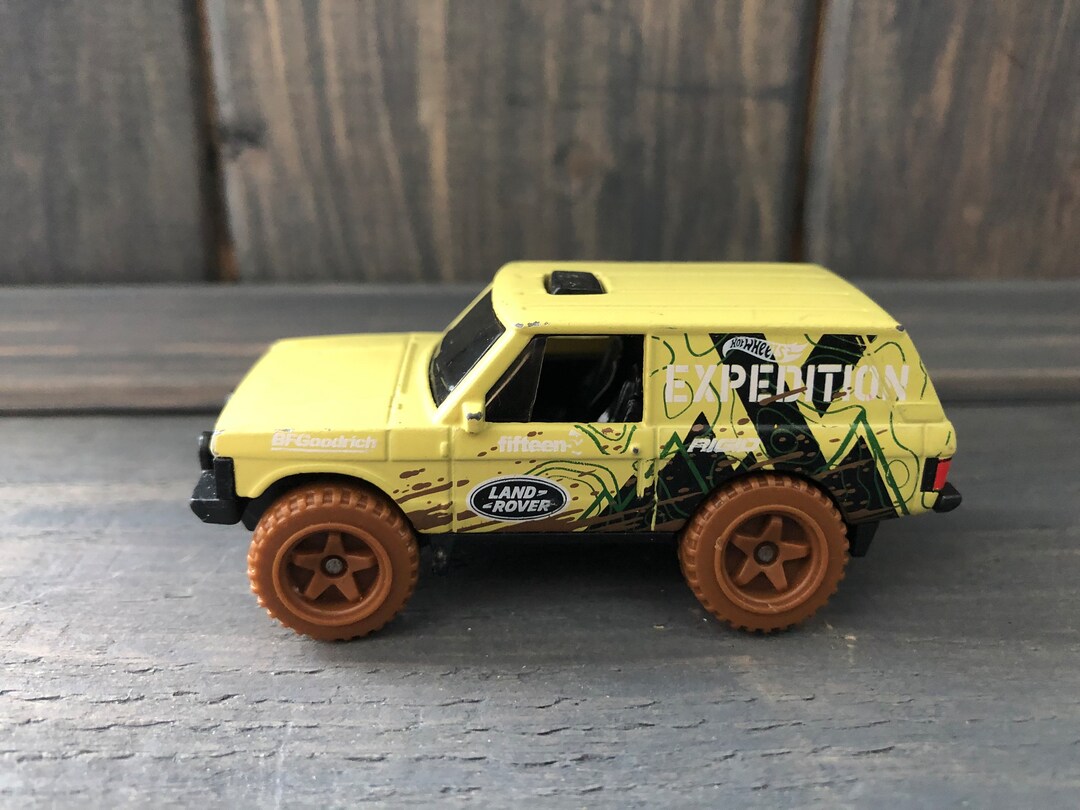 Range Rover Classic Mattel HOT WHEELS 1:64 Miniature Car Scale Model ...