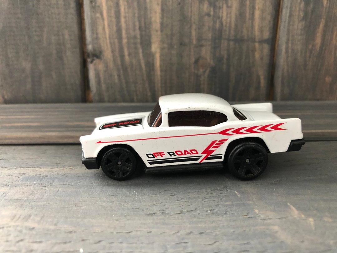 Classic American Muscle Car 1:64 Miniature Die Cast Car Truck Scale ...
