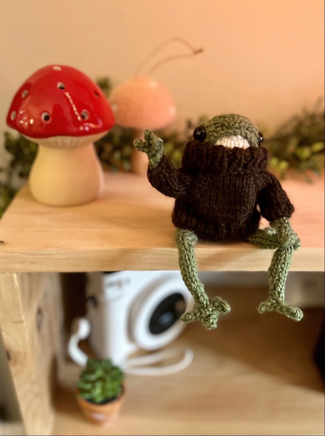 Custom Knitted Frogs - Etsy