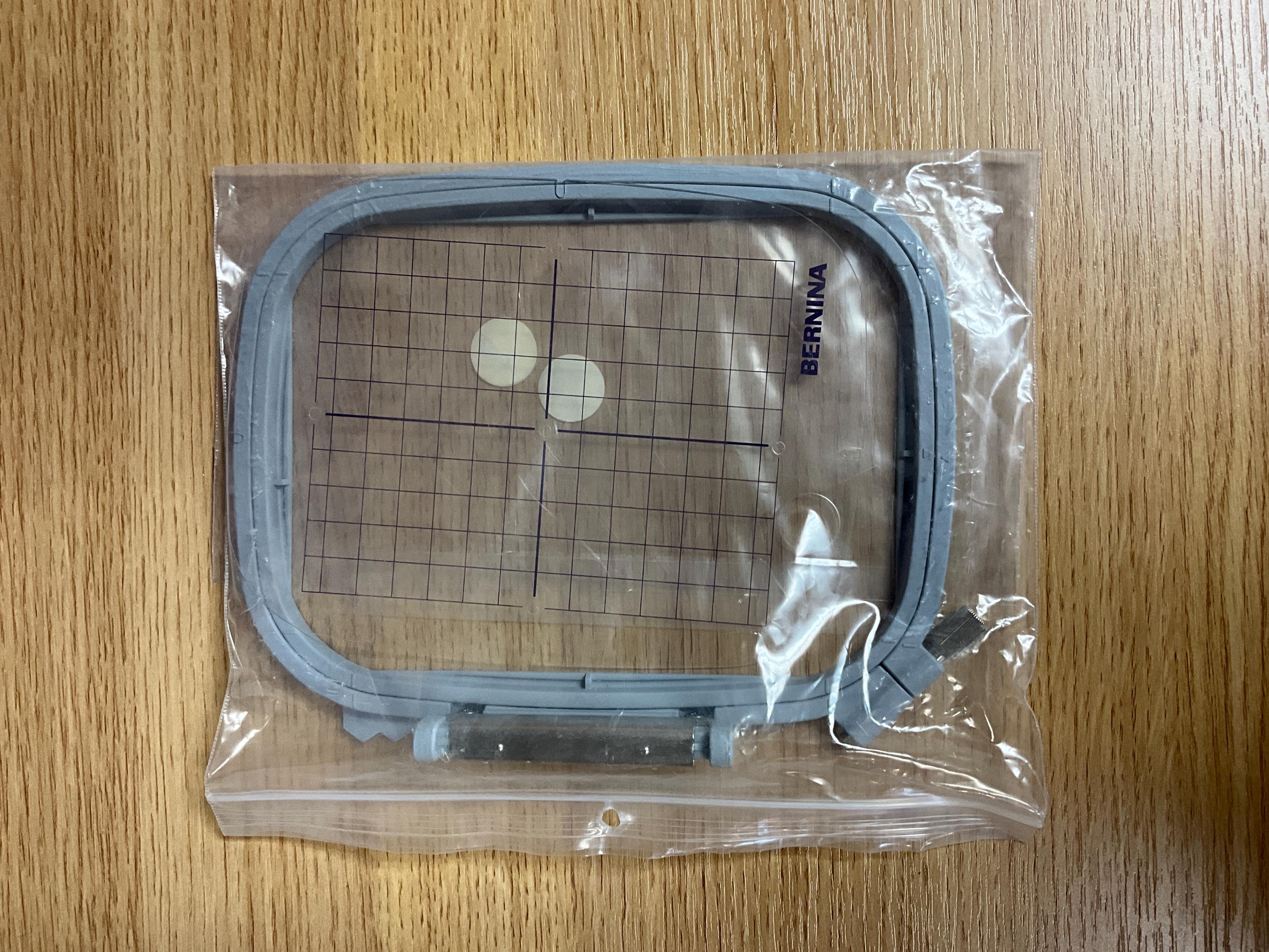 Genuine Medium Bernina Embroidery Hoop With Template for Artista 165 ...