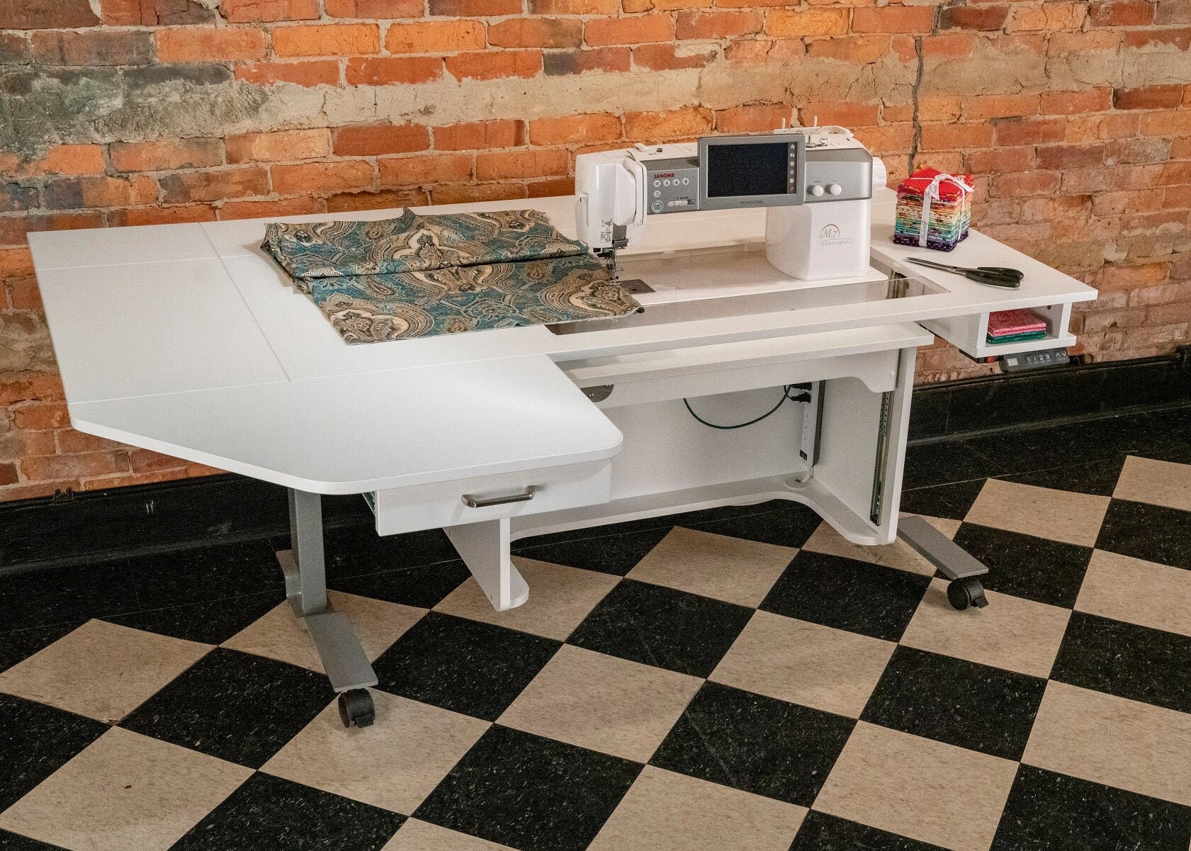 HORN 9100 NEW HEIGHTS Adjustable Sewing Table - Etsy