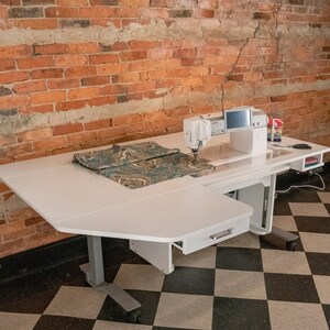 HORN 9100 NEW HEIGHTS Adjustable Sewing Table - Etsy