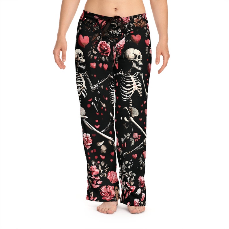 Gothic Skeleton Pajamas, Rose and Heart Print Sleepwear, Unisex ...