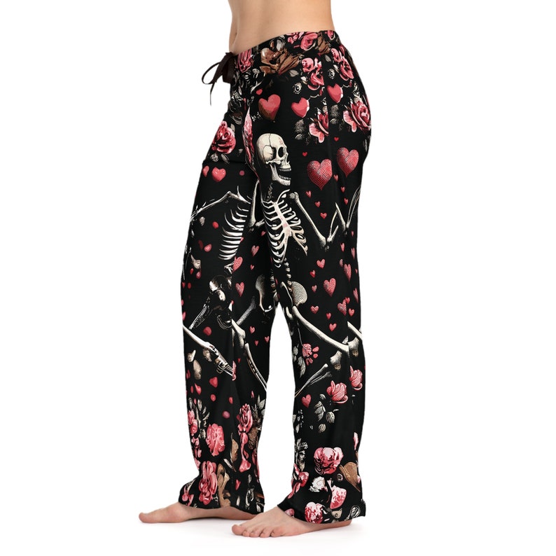 Gothic Skeleton Pajamas, Rose and Heart Print Sleepwear, Unisex ...