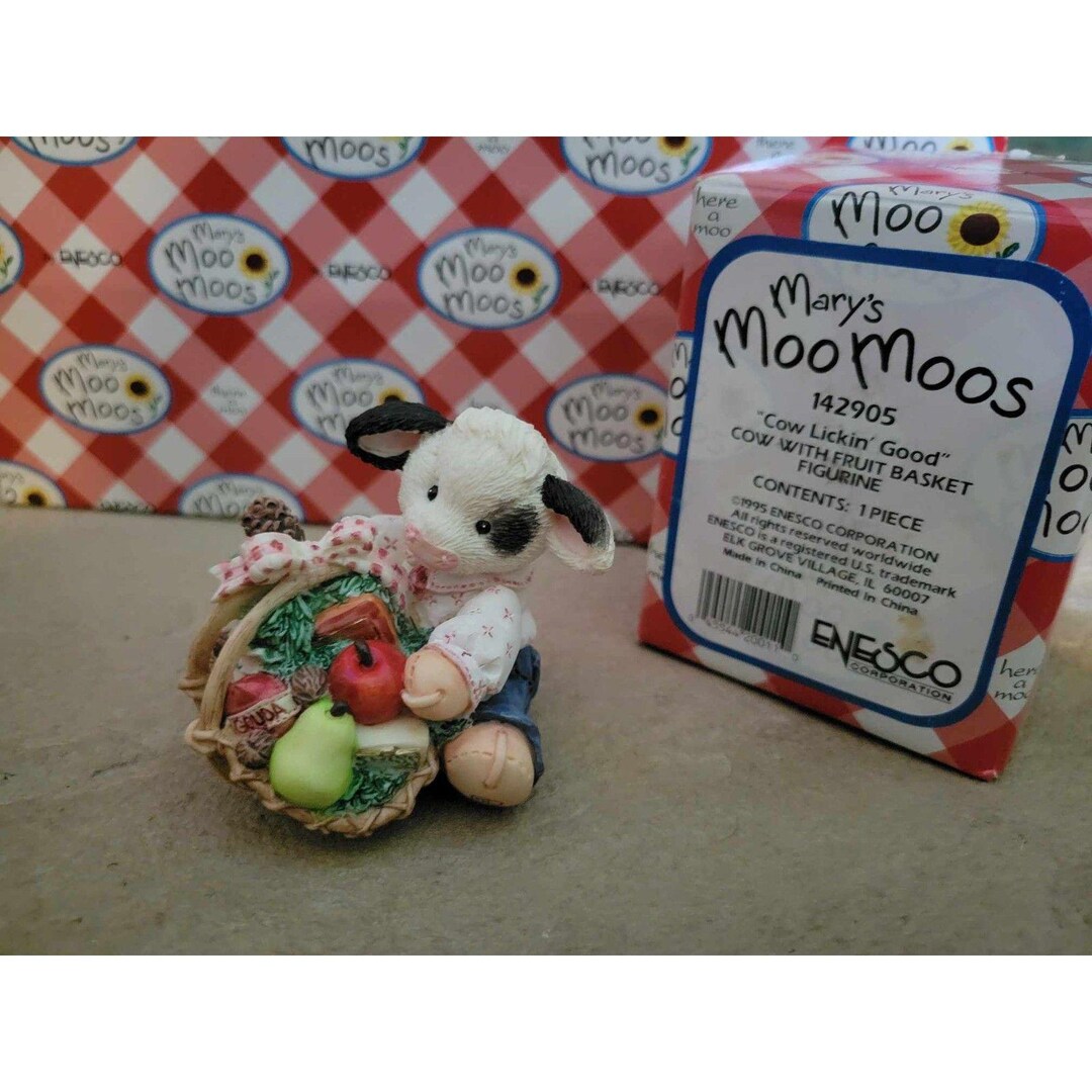 Vintage Mary's Moo Moos 1995 cow Lickin Good With Fruit Basket With Box ...
