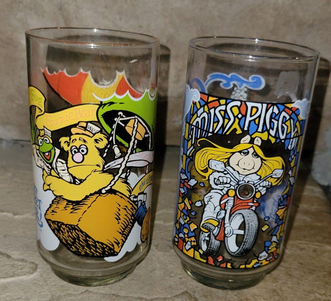1981 Vintage the Great Muppet Caper Set of 2 Mcdonalds Muppets Glasses ...