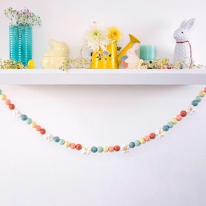Felt Spring Garland for Easter Garland Mantel Decor, or Felt Daisy ...