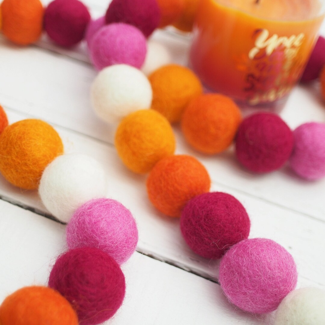 Lesbian Pride Flag Felt Garland Great for Bachelorette Party, Wedding ...