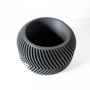 The "ervon" Planter Pot | Modern Planter Pot | Large Planter ...