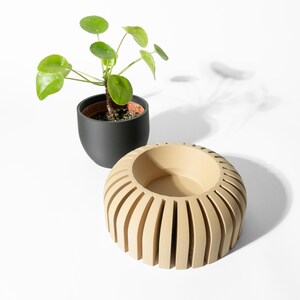 The "karis" Planter | Modern Unique Design Drainage and Stand | Planter ...