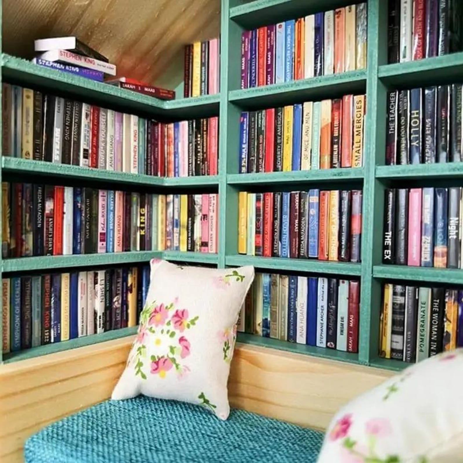 Mini Bookshelf, Mini World-famous Books , Mini Bookshelf, Gift for Book ...