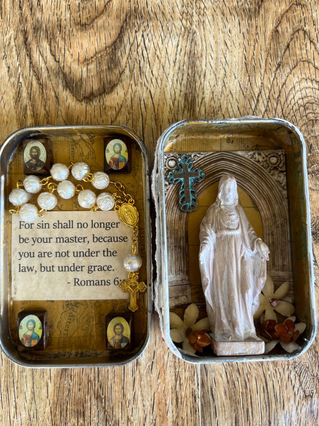 Pocket Prayer Shrine Holy Jesus Lord and Savior Praying Jesus, Altered ...