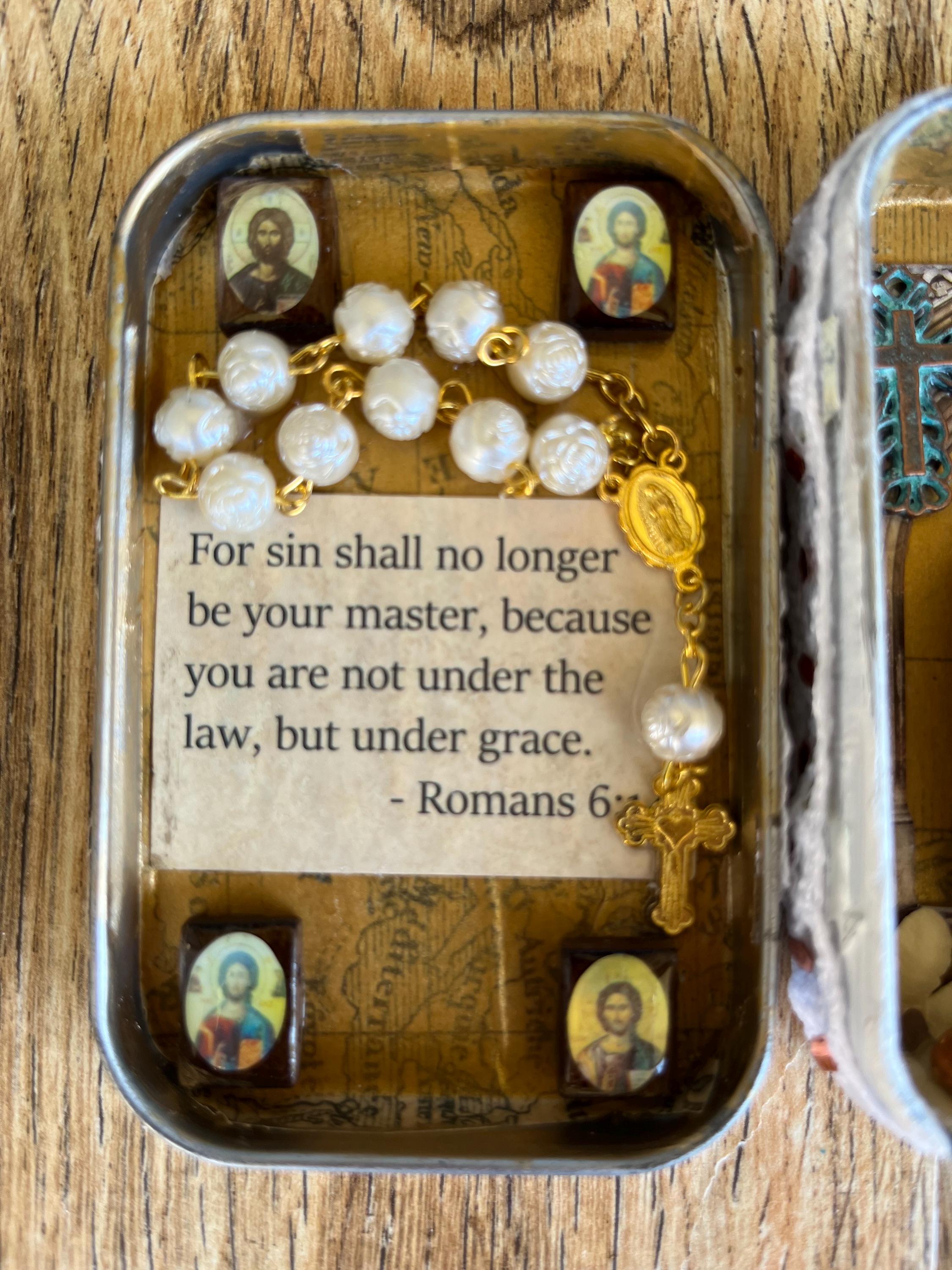 Pocket Prayer Shrine Holy Jesus Lord and Savior Praying Jesus, Altered ...