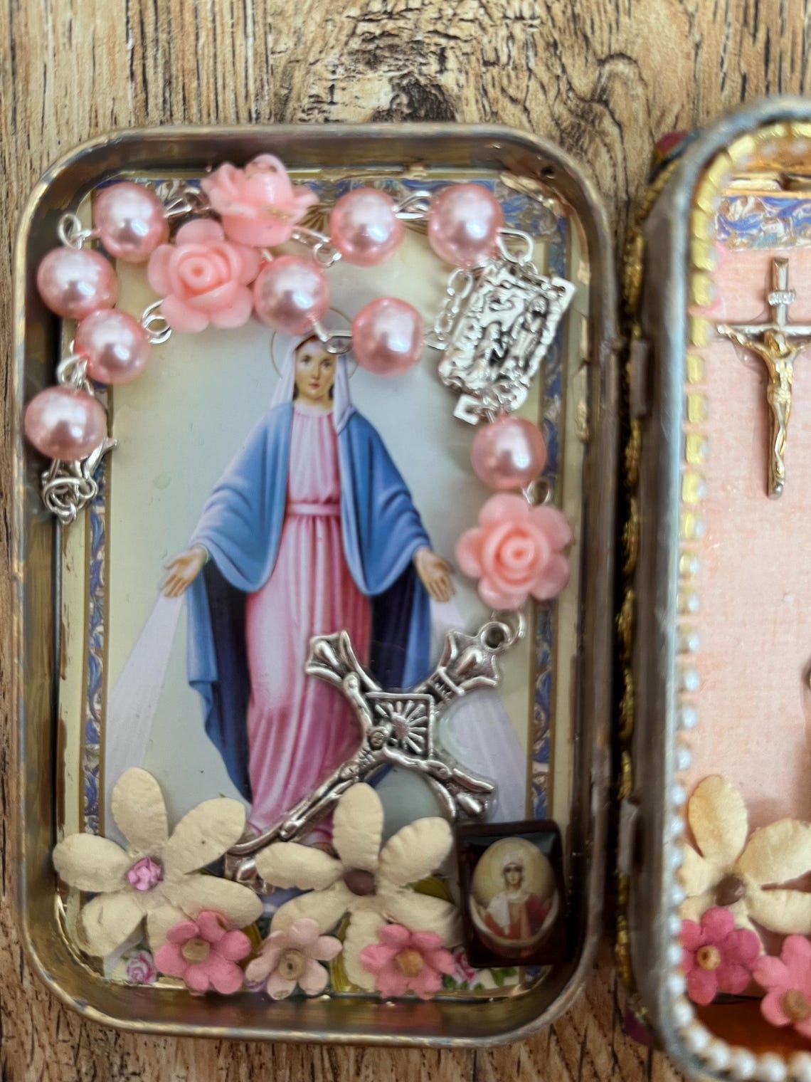 Pocket Prayer Shrine Holy Mother the Virgin Mary, Altered Altoid Tin ...